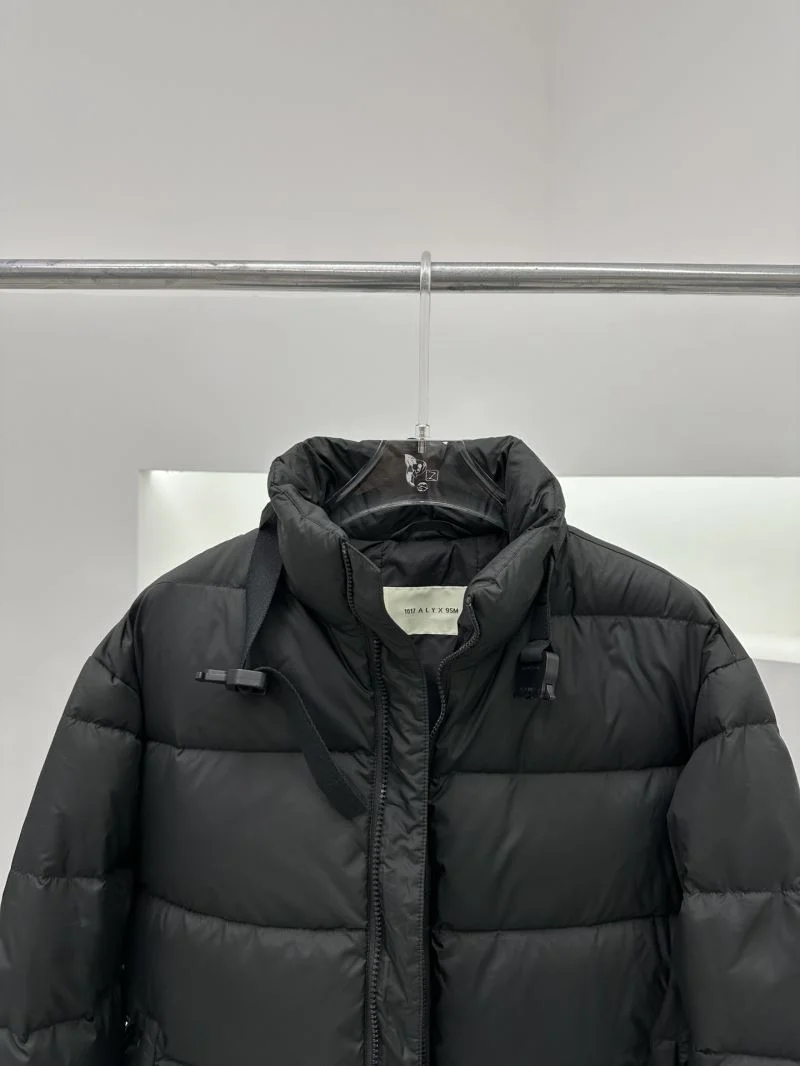 Legit Unclassified Brand Down Jackets