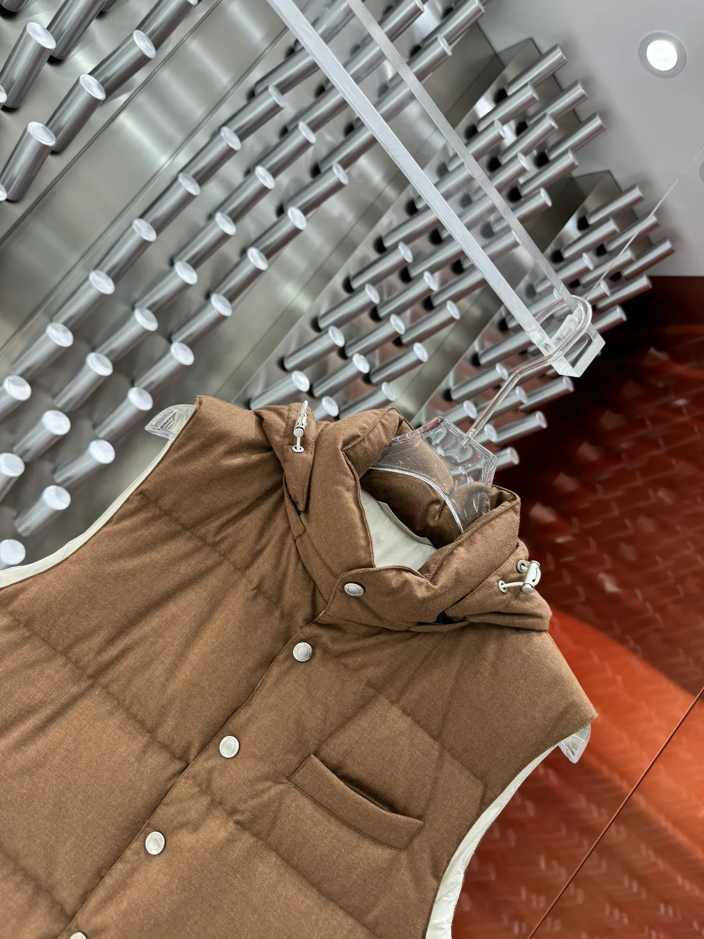 Discounted Unclassified Brand Down Jackets