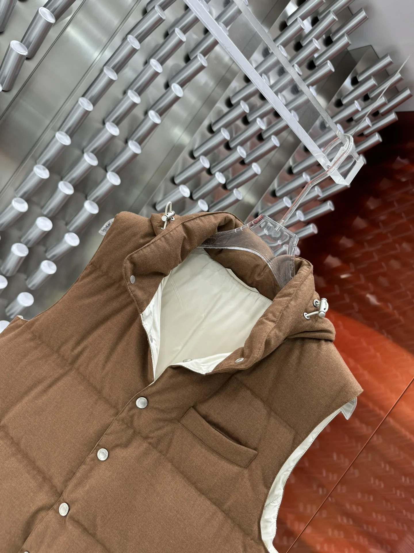 Discounted Unclassified Brand Down Jackets