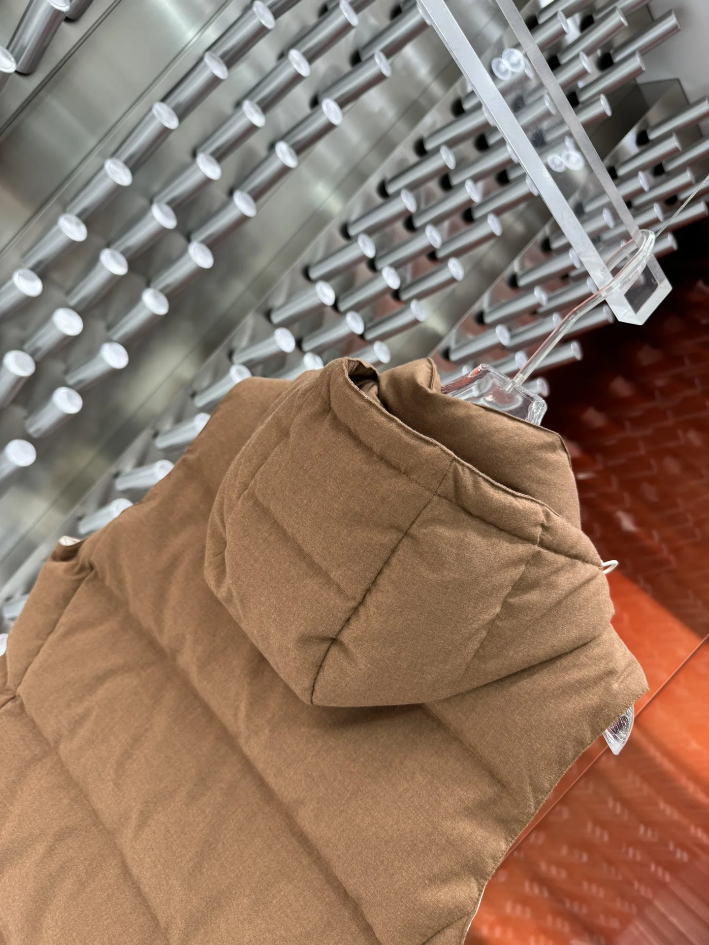 Discounted Unclassified Brand Down Jackets