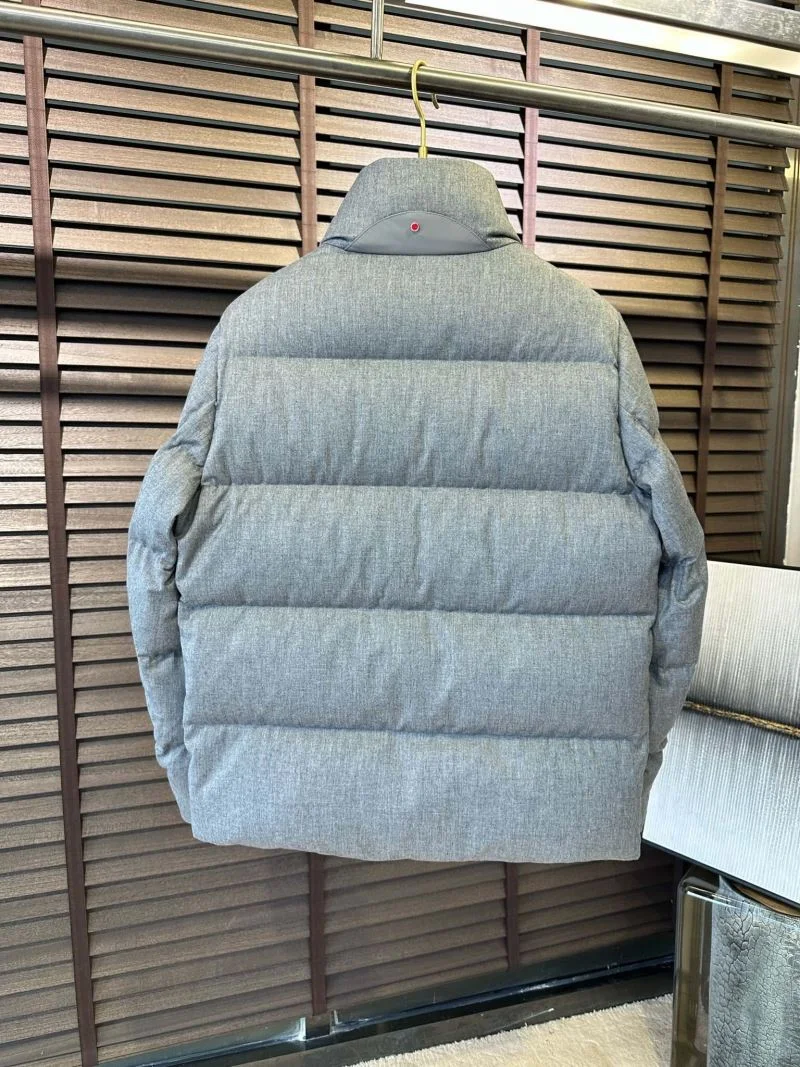 Discounted Unclassified Brand Down Jackets