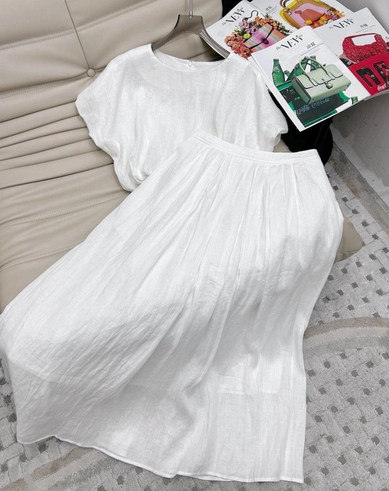 Exact replica Unclassified Brand Dress Suits