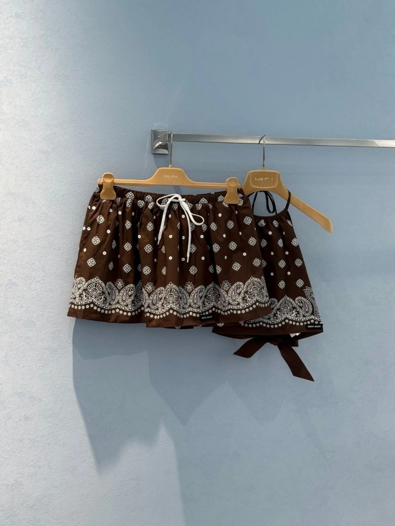 Top match Unclassified Brand Dress Suits