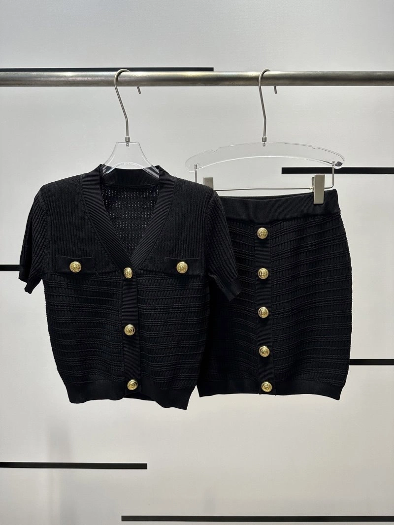 Unclassified Brand Dress Suits