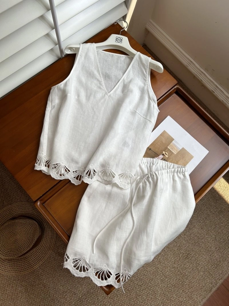 Unclassified Brand Dress Suits