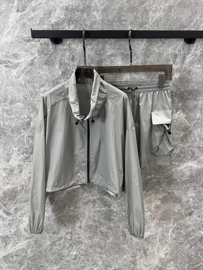 Unclassified Brand Dress Suits