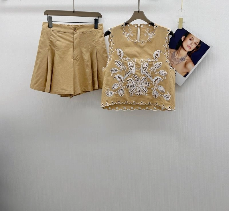 Unclassified Brand Dress Suits