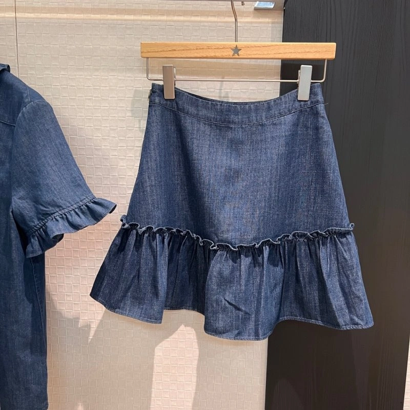 Value-priced Unclassified Brand Dress Suits
