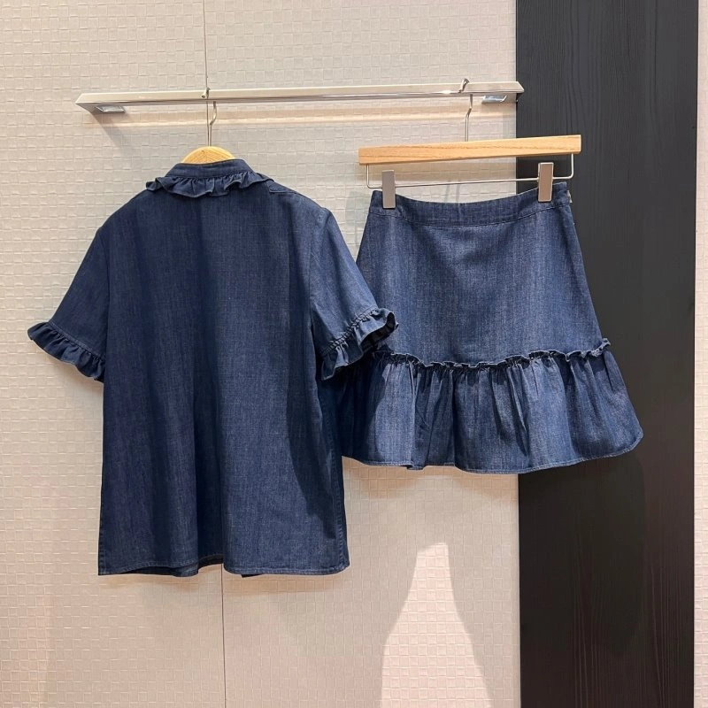 Value-priced Unclassified Brand Dress Suits