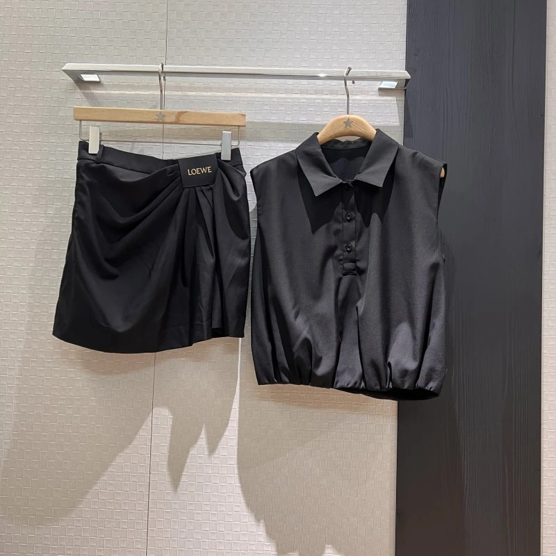 Unclassified Brand Dress Suits