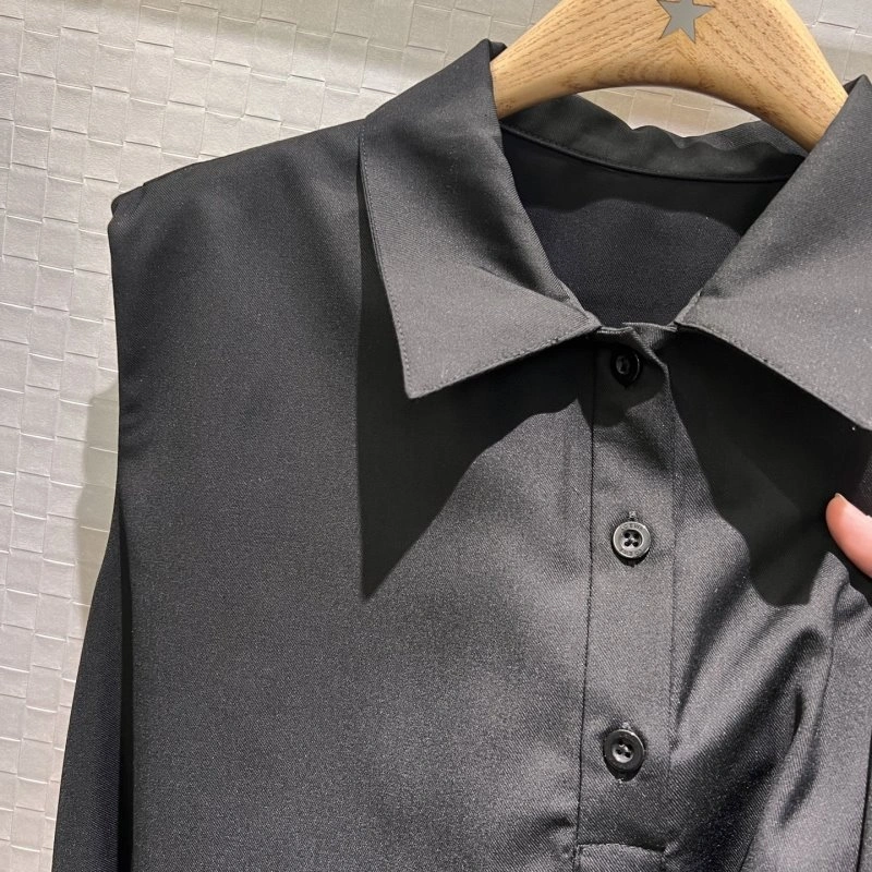 Value-priced Unclassified Brand Dress Suits