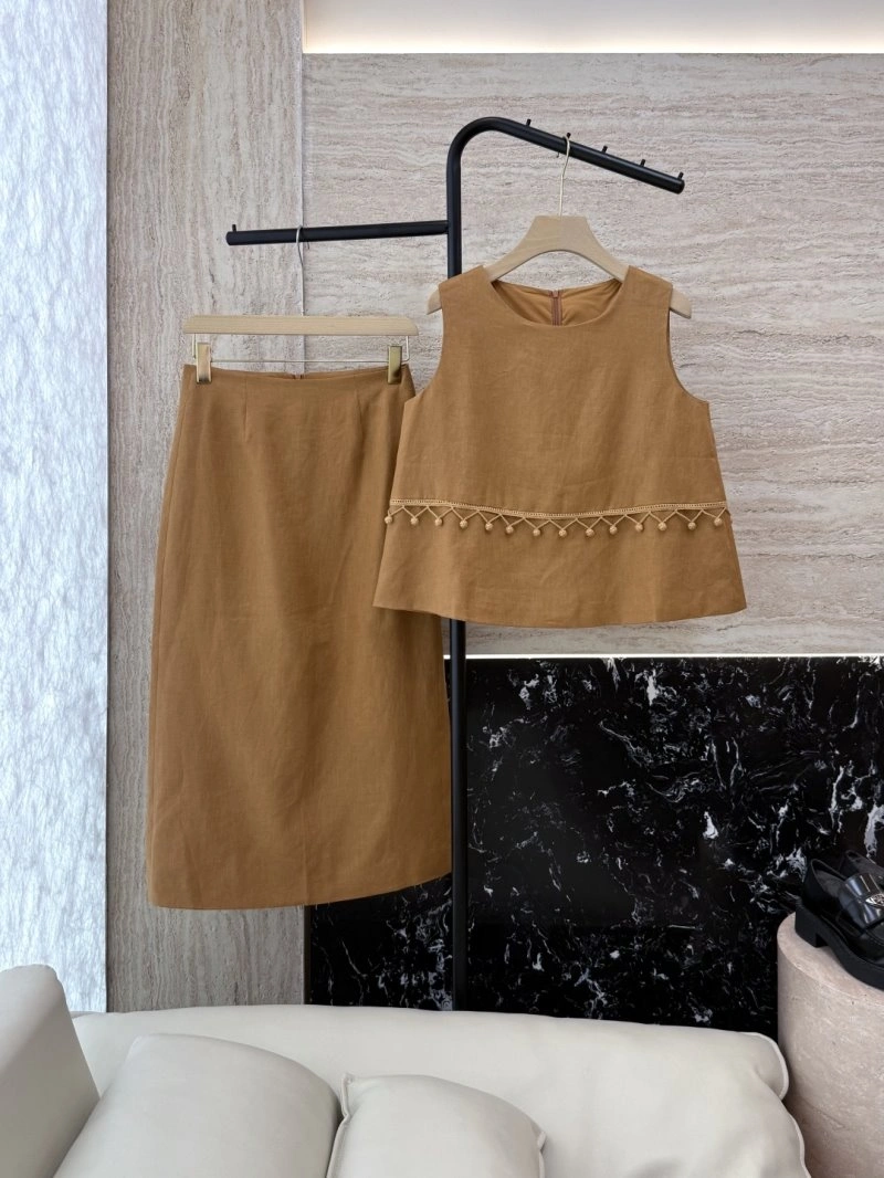Unclassified Brand Dress Suits