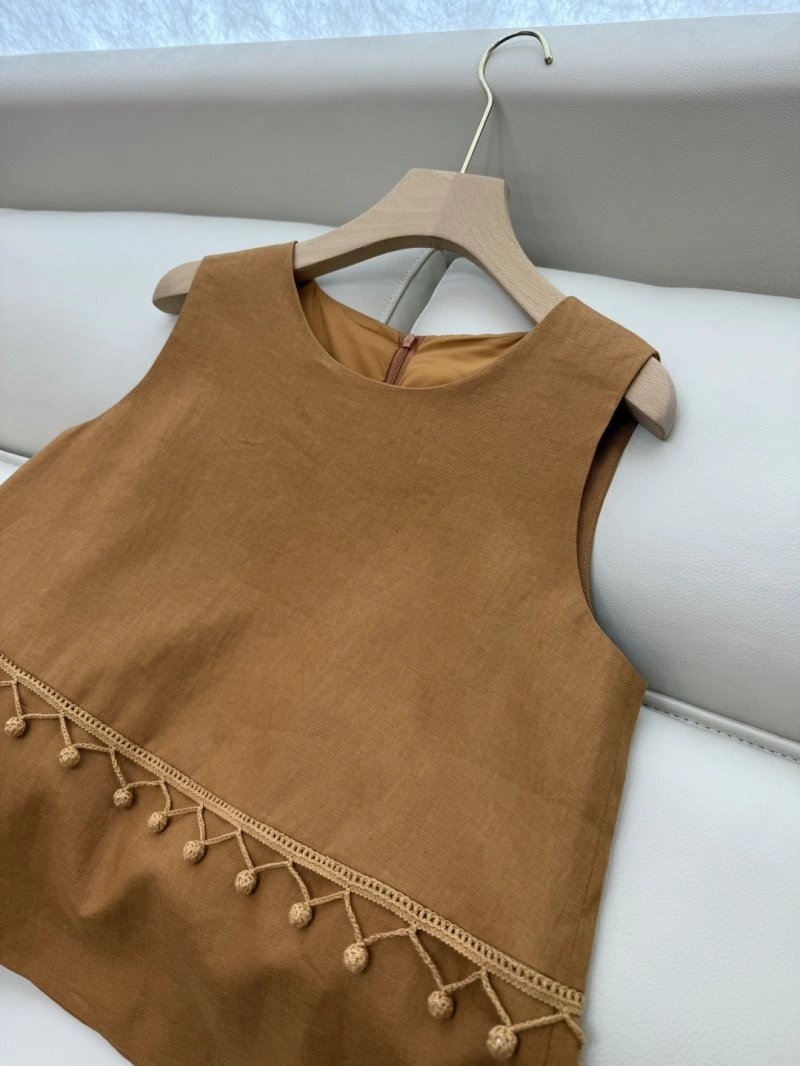 Cut-rate Unclassified Brand Dress Suits