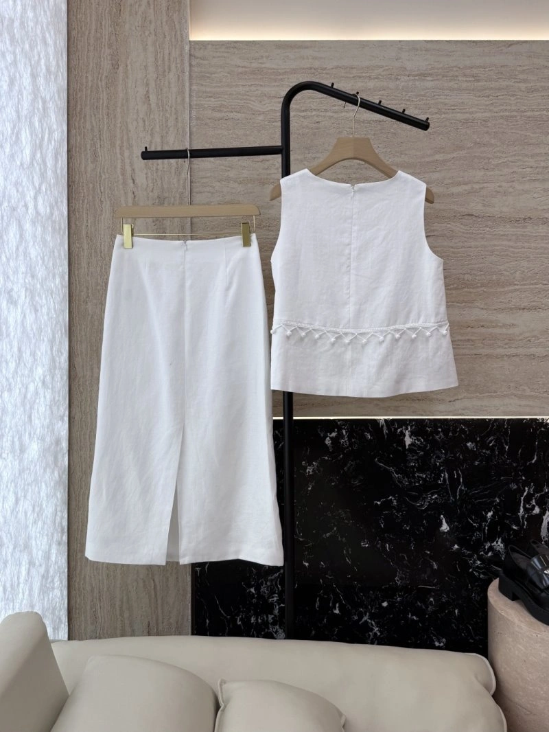 Inexpensive Unclassified Brand Dress Suits