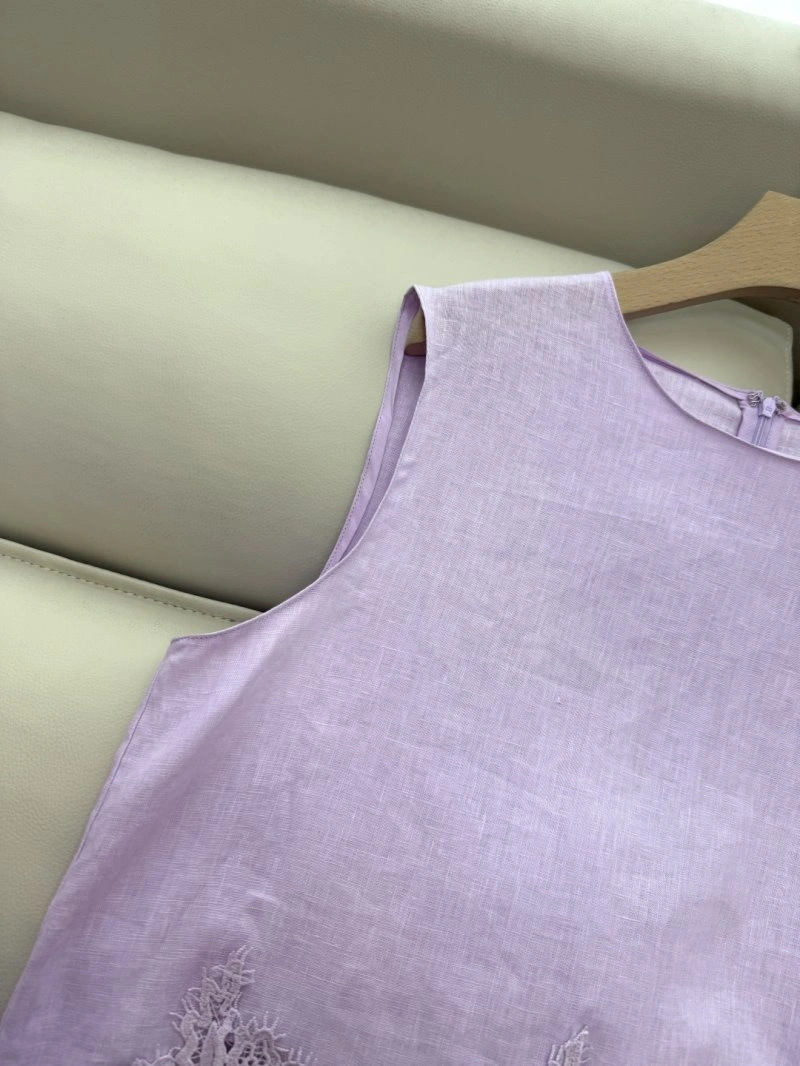 Reasonably priced Unclassified Brand Dress Suits