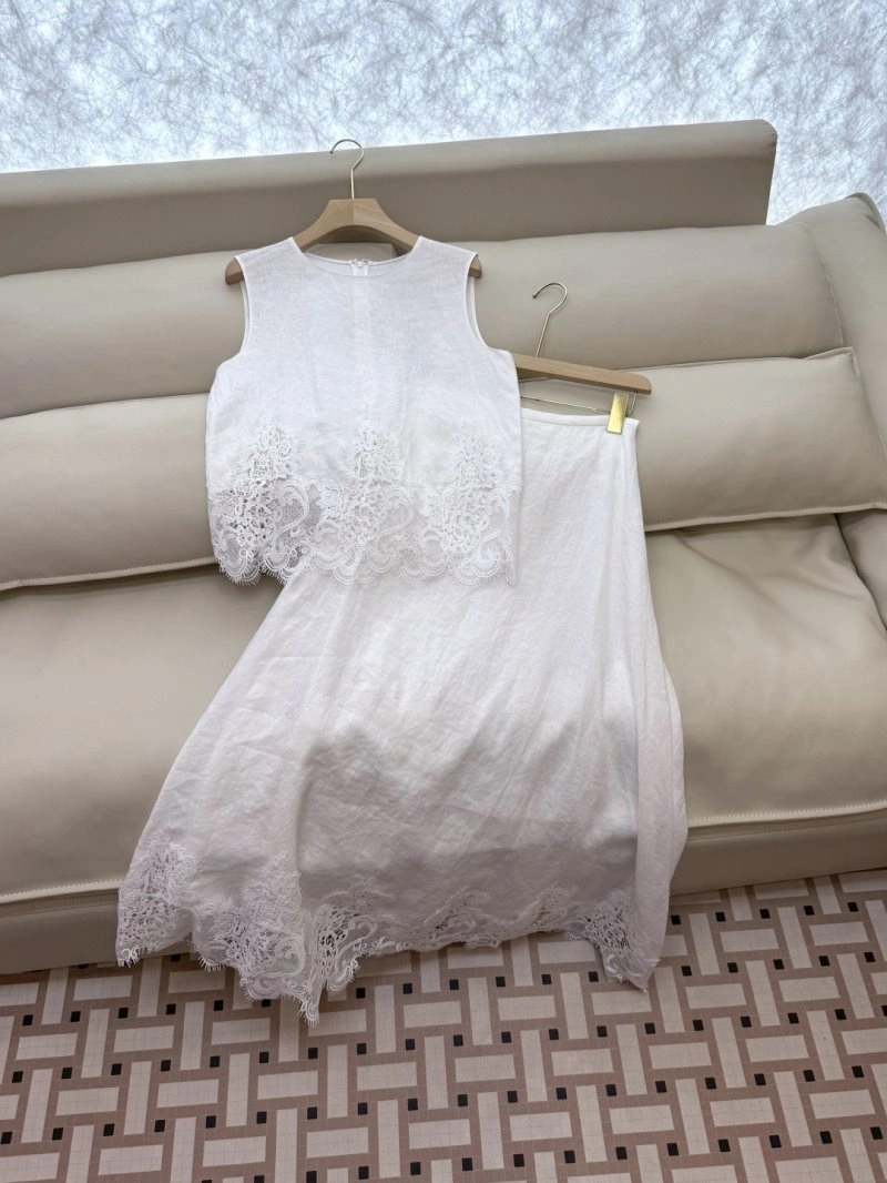 Discounted Unclassified Brand Dress Suits