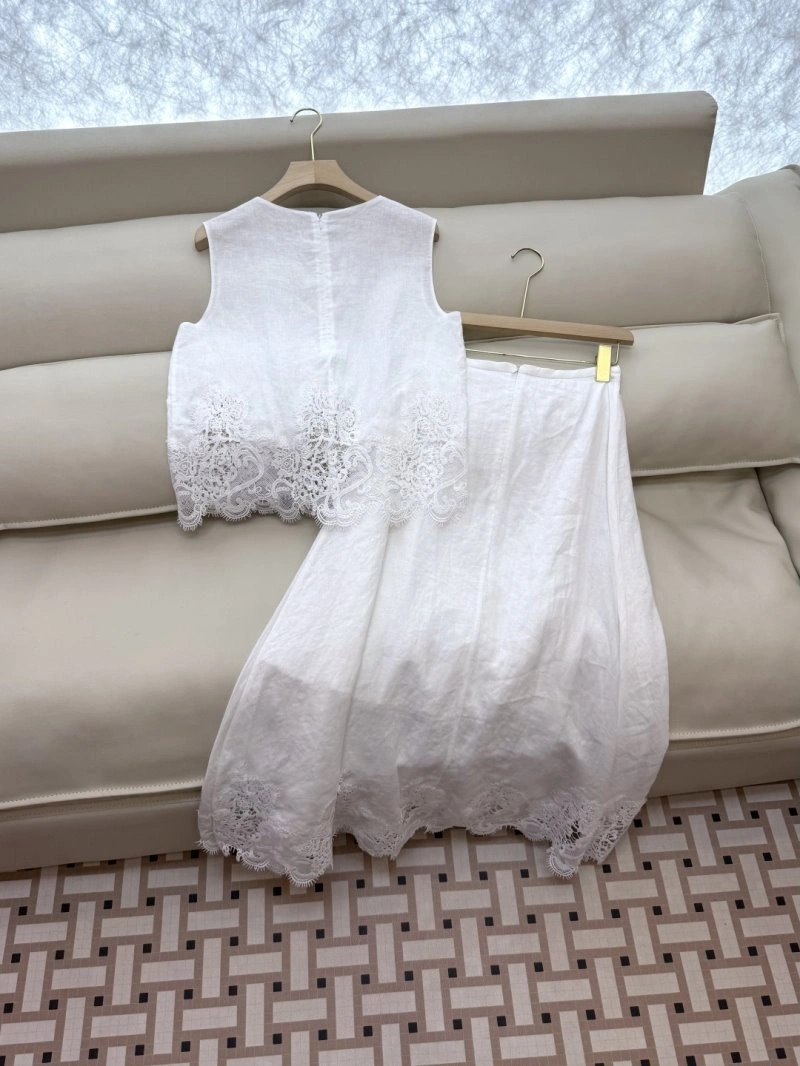 Discounted Unclassified Brand Dress Suits