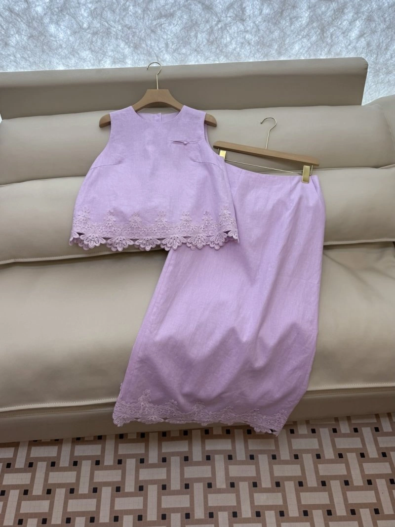 Economical Unclassified Brand Dress Suits
