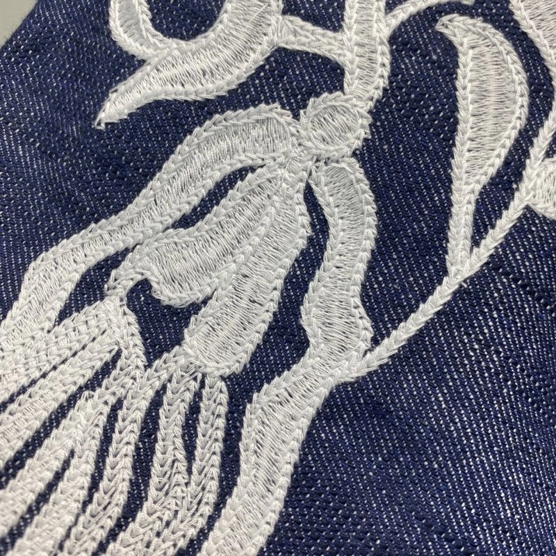 Indistinguishable Unclassified Brand Dress Suits