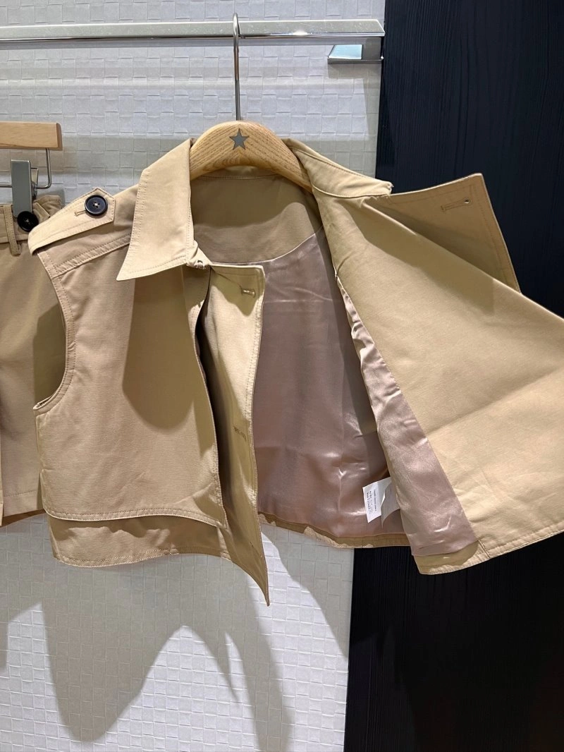 Top match Unclassified Brand Dress Suits