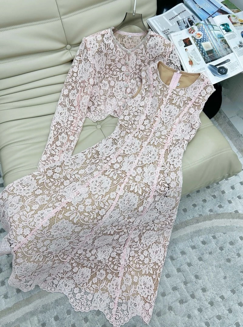 Unclassified Brand Dress Suits