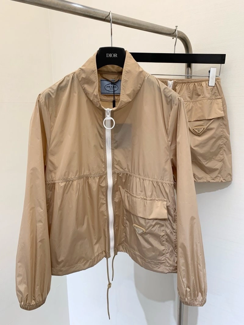 Unclassified Brand Dress Suits