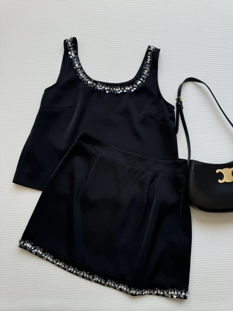 Unclassified Brand Dress Suits