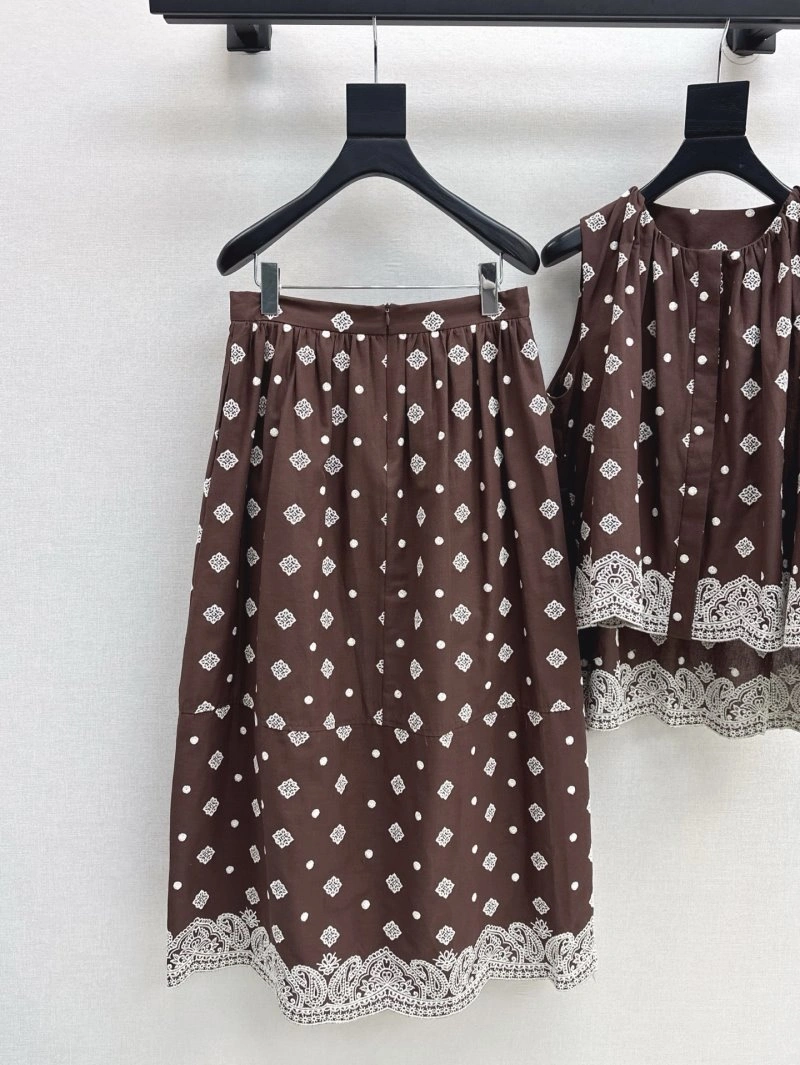 Real Unclassified Brand Dress Suits