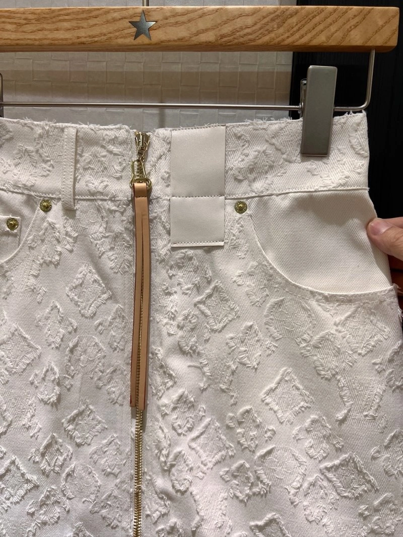 Economical Unclassified Brand Dress Suits