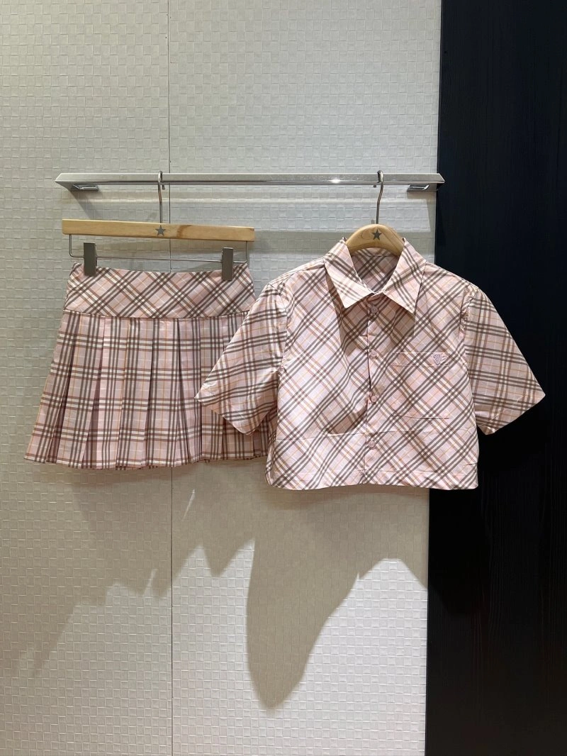 Unclassified Brand Dress Suits
