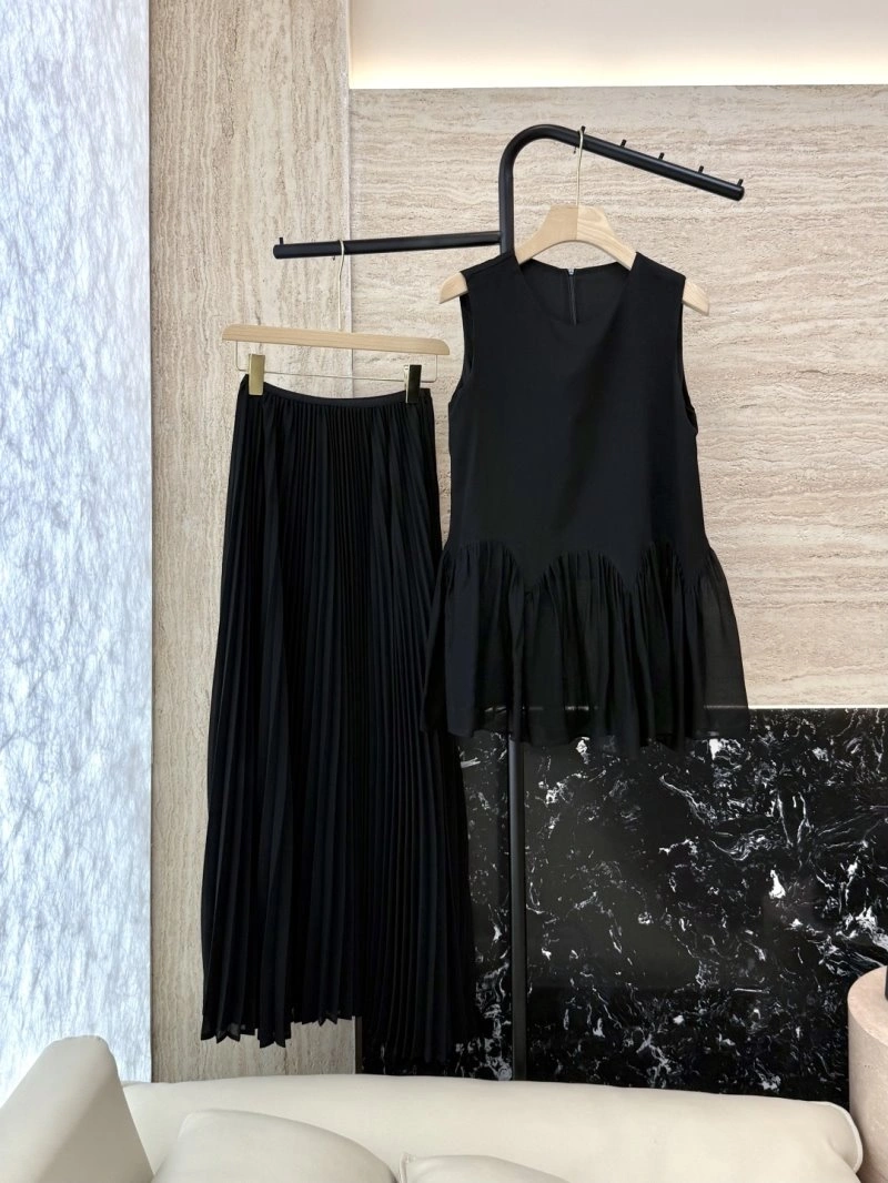 Unclassified Brand Dress Suits