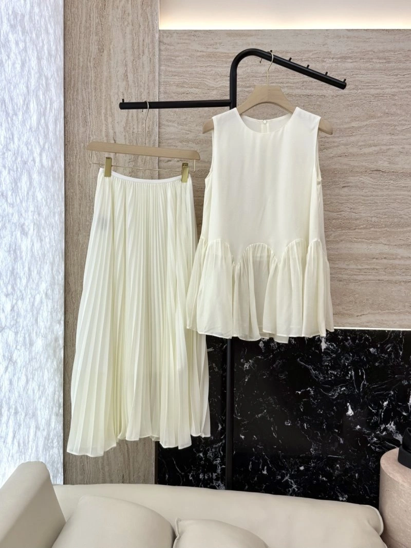 Unclassified Brand Dress Suits