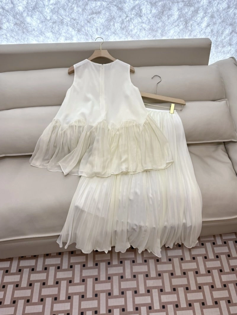 Economical Unclassified Brand Dress Suits