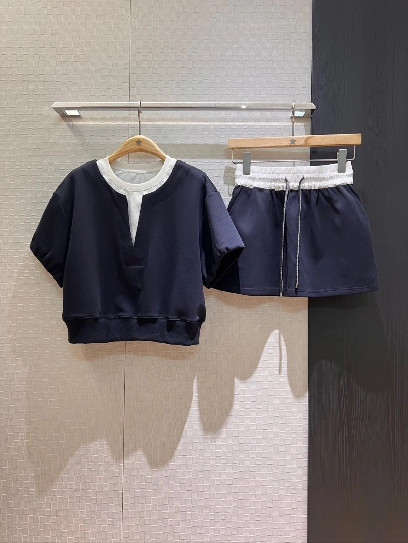 Unclassified Brand Dress Suits