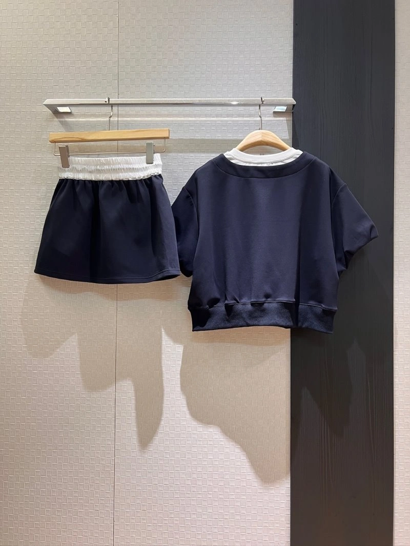 Official Unclassified Brand Dress Suits