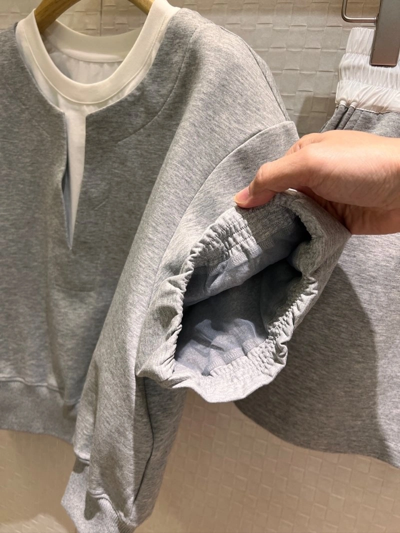 Low-cost Unclassified Brand Dress Suits
