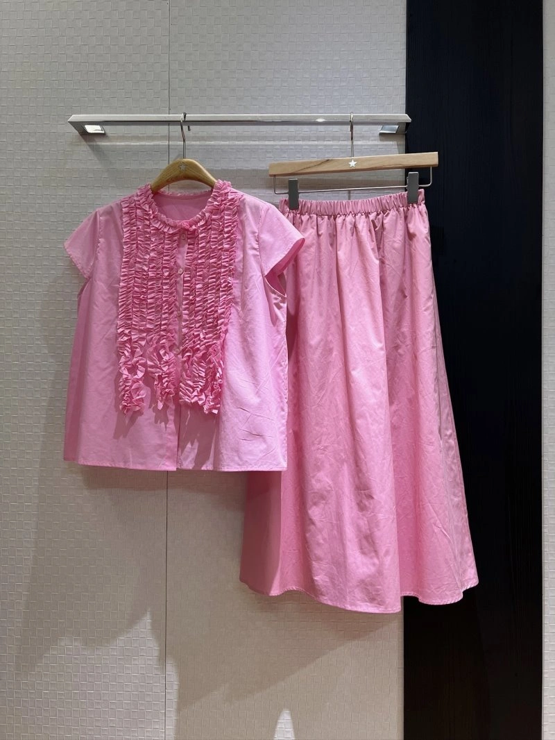 Unclassified Brand Dress Suits