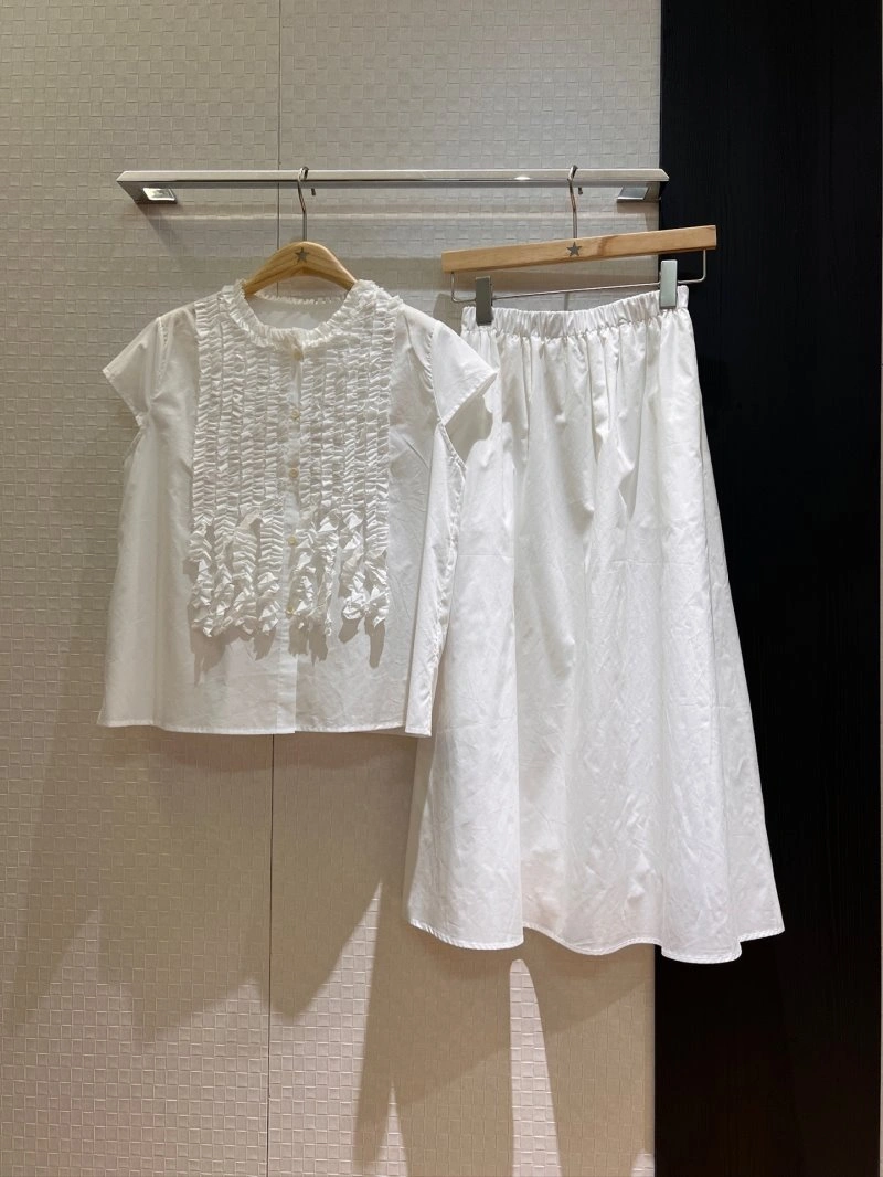 Unclassified Brand Dress Suits