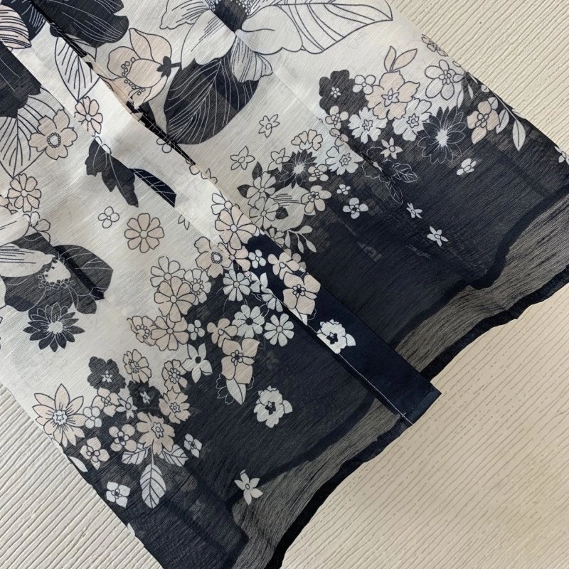Accurate model Unclassified Brand Dress Suits