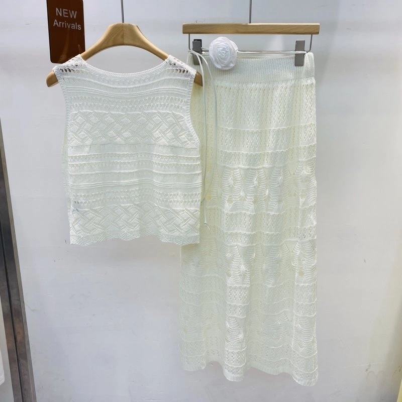 Real Unclassified Brand Dress Suits