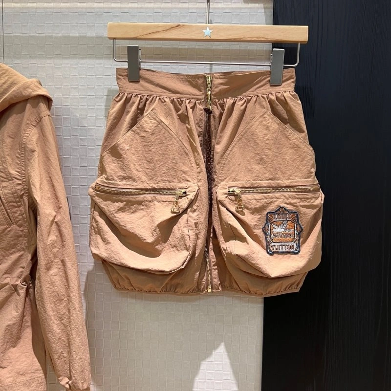 Real Unclassified Brand Dress Suits