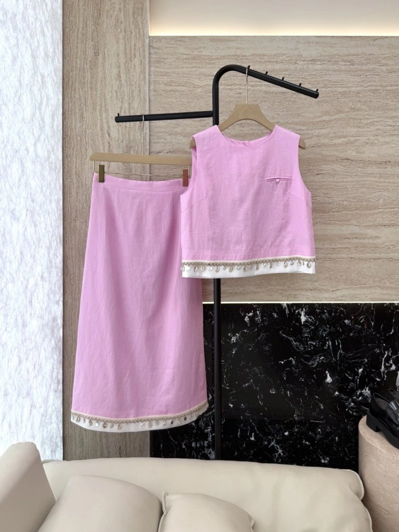Unclassified Brand Dress Suits