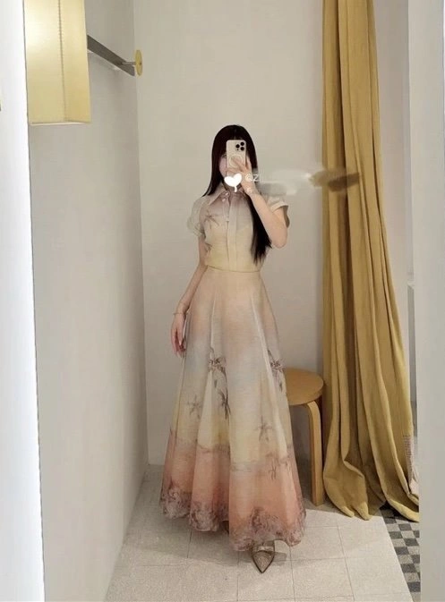 Authentic Unclassified Brand Dress Suits