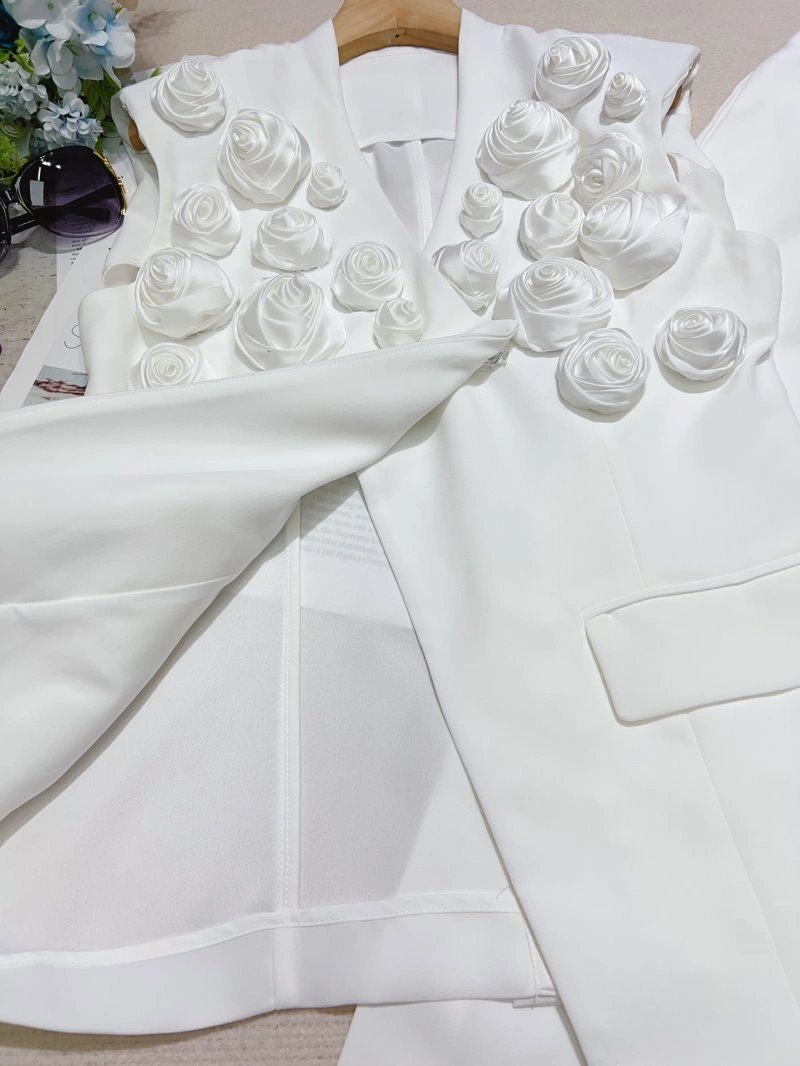 Discounted Unclassified Brand Dress Suits