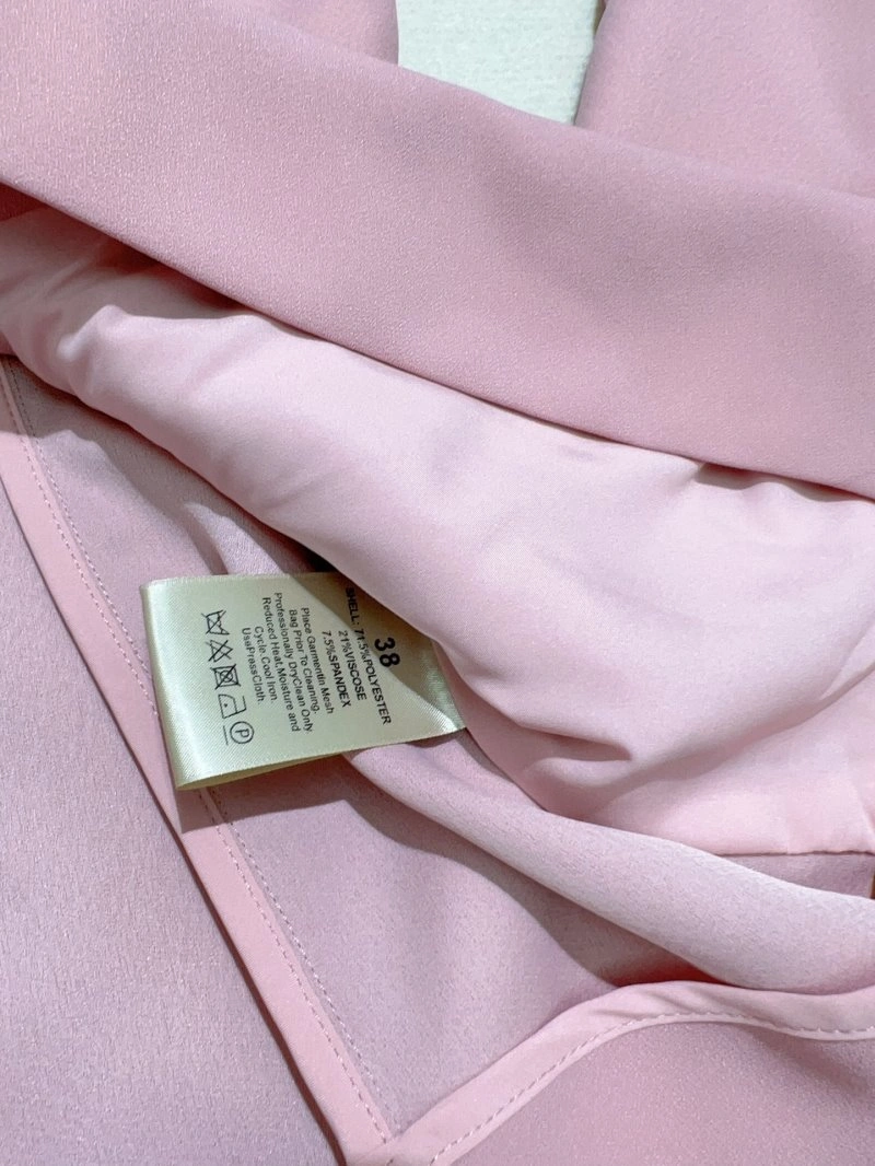 Cut-rate Unclassified Brand Dress Suits