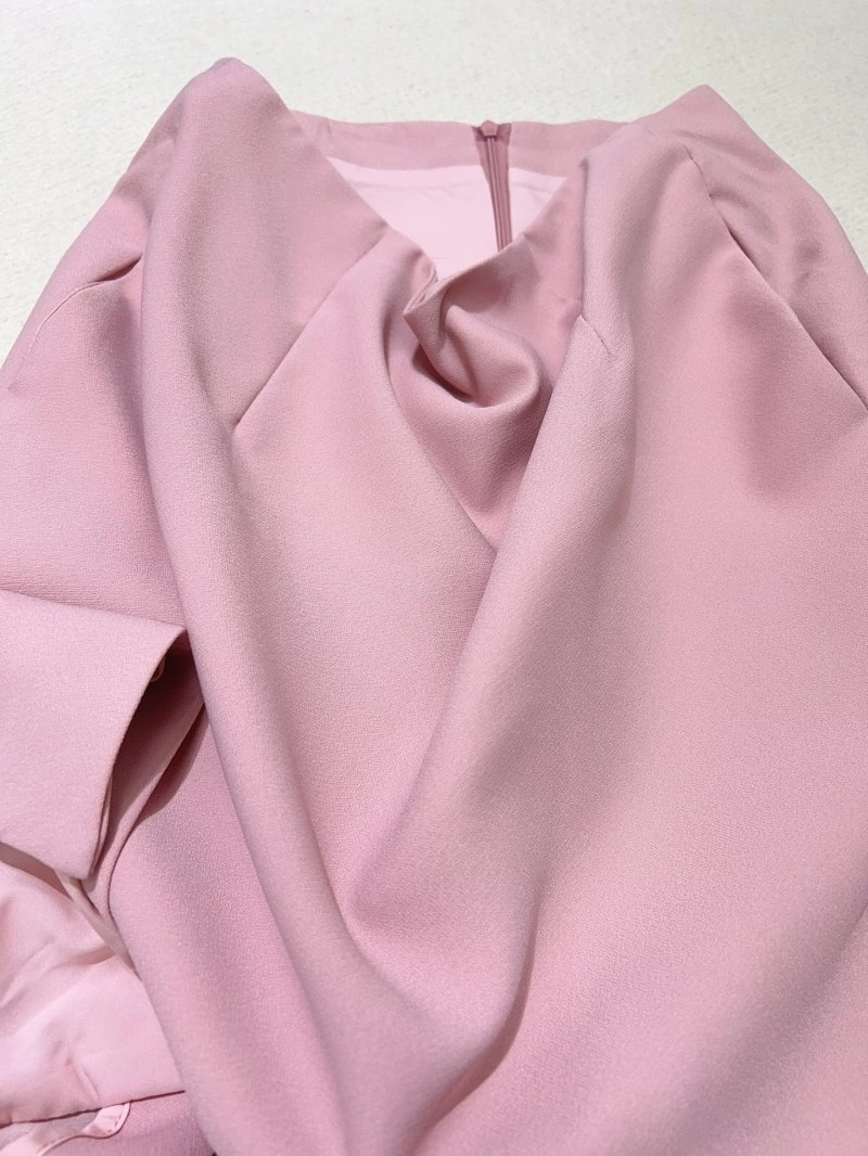 Cut-rate Unclassified Brand Dress Suits
