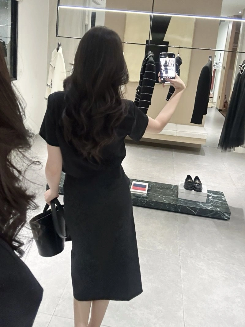 Cut-rate Unclassified Brand Dress Suits