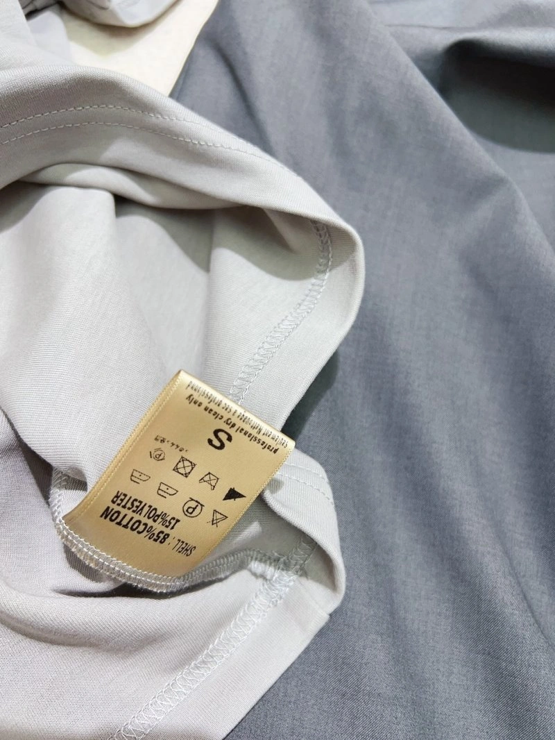 Accurate model Unclassified Brand Dress Suits