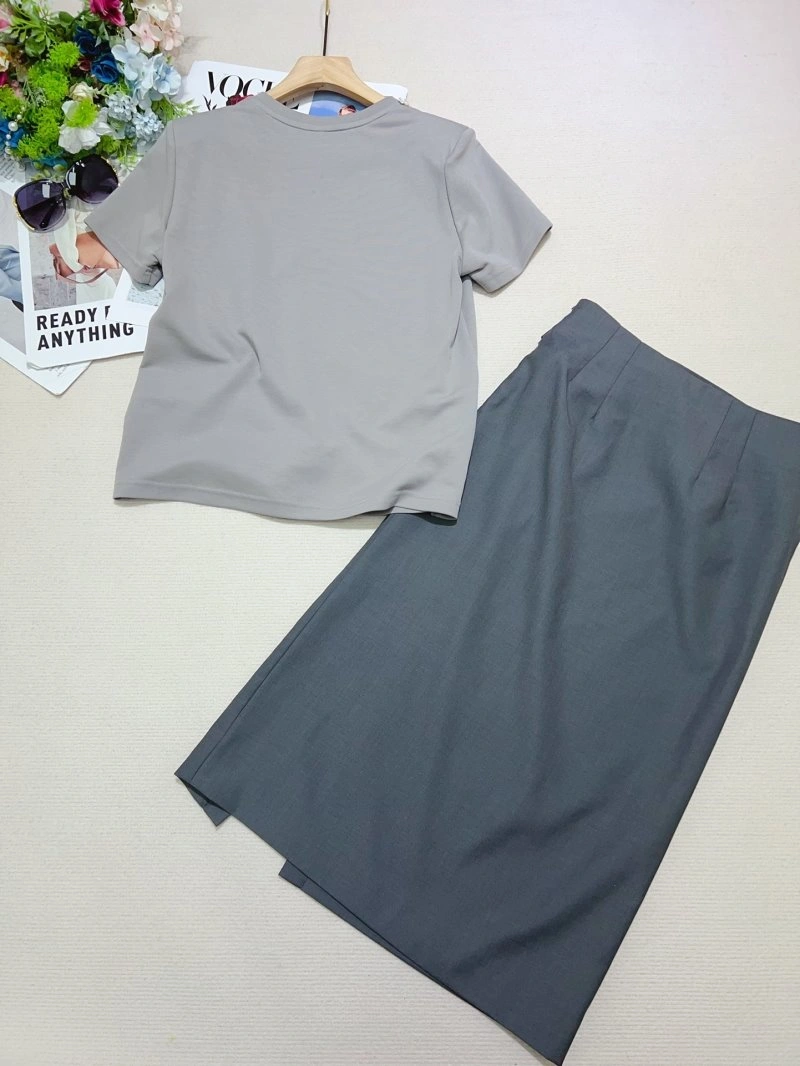 Accurate model Unclassified Brand Dress Suits