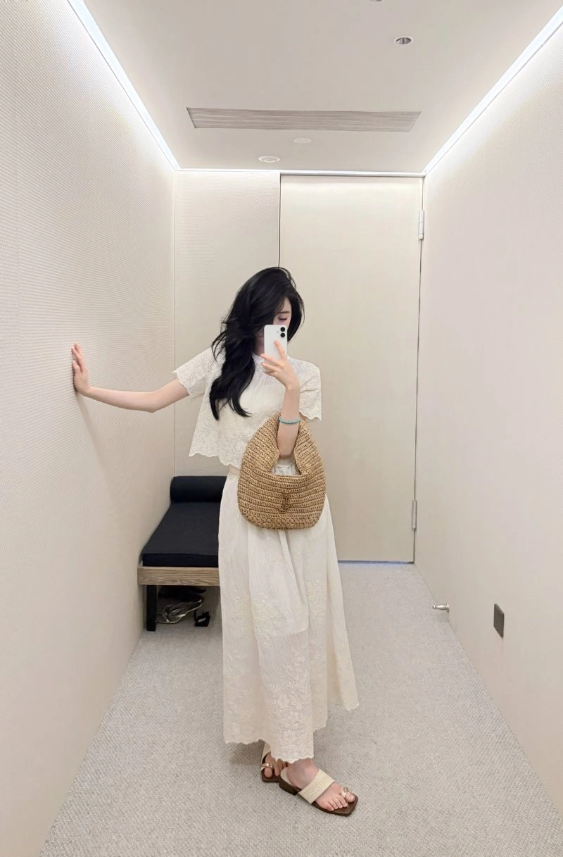 Factory-made Unclassified Brand Dress Suits